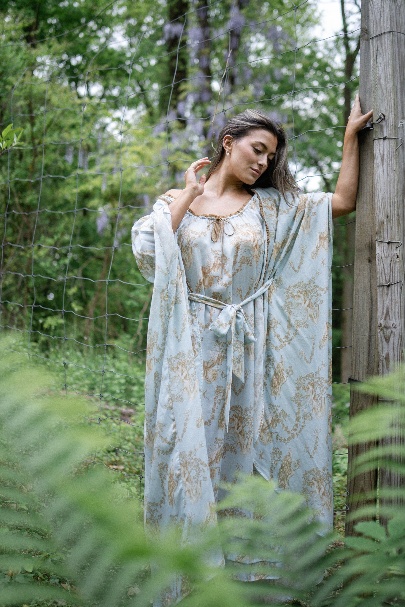 poesie robe | blue gold – Till Blush Of Night